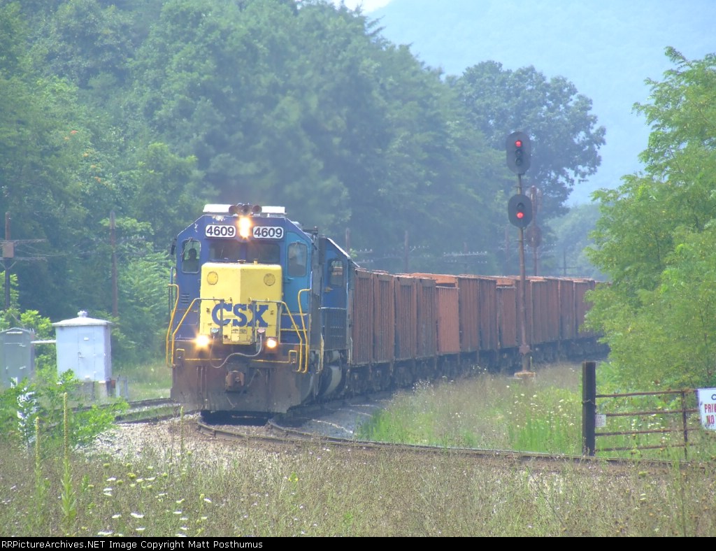CSX rock train